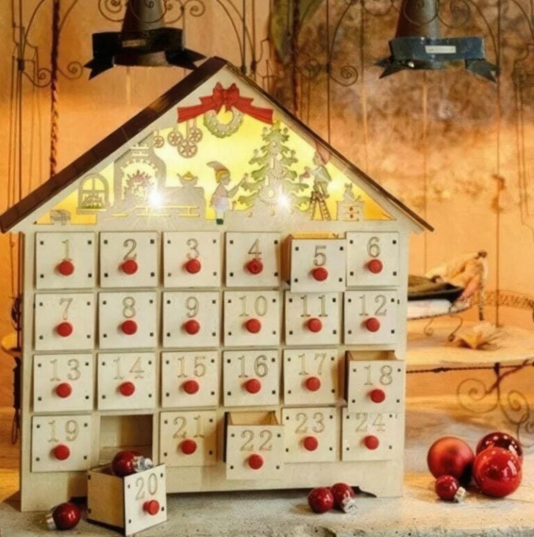 Advent Calendar Wood House - Free Download Vector Files